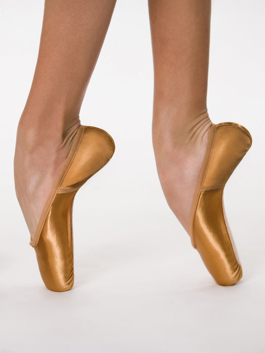 Spotlight Bronze Standard Insole Pointe Shoe – Suffolk Pointe Company